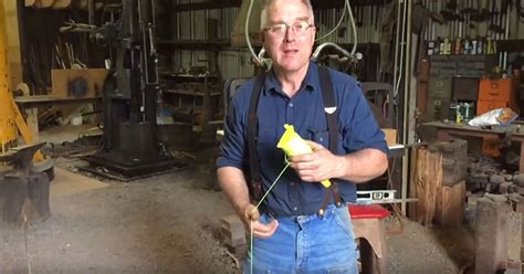 How To Cut String With Your Bare Hand Video TwistedSifter