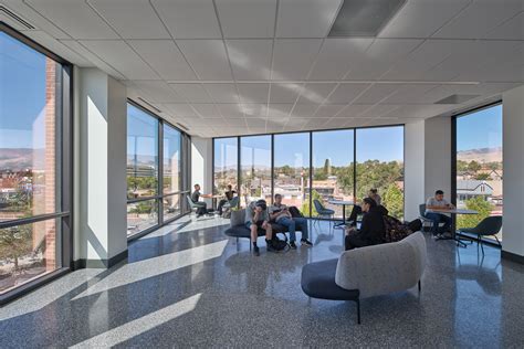 John Tulloch Business Building University Of Nevada Reno Lmn Architects