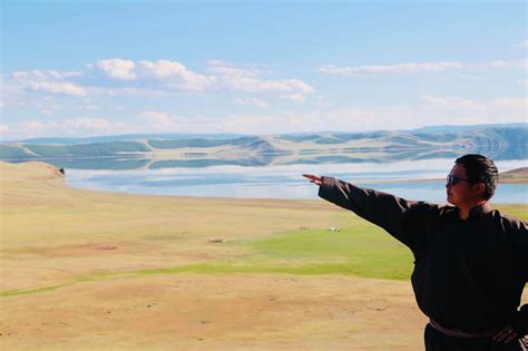 Хэнтий аймаг Chinges Khot ОНОН БАЛЖ Хэнтий Дорнод аймгуудын зааг нутагт орших бөгөөд Хэнтийн