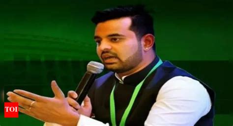 Hd Deve Gowda Who Is Hd Deve Gowdas Grandson Prajwal Revanna Hassan Sex Tapes Bengaluru