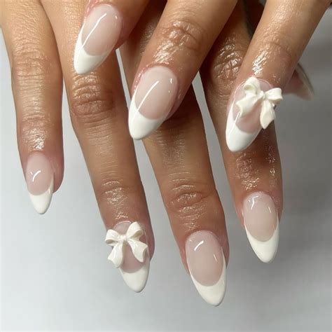Chloe On Instagram Pretti Pls Wit A Bow On Top Fancy Nails