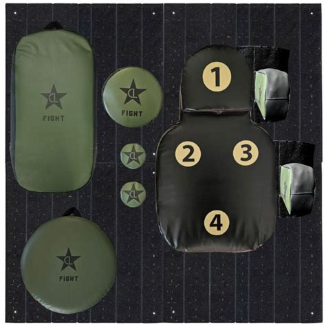 Round Shield Boxing Crossliftor Fight