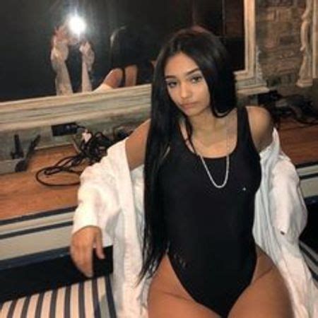 Mulan Vuitton Wiki Dating Married Controversies Plastic Surgery Instagram