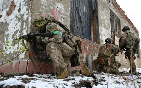 1000e Jour De La Guerre En Ukraine Les Vingt Images à Retenir à Un