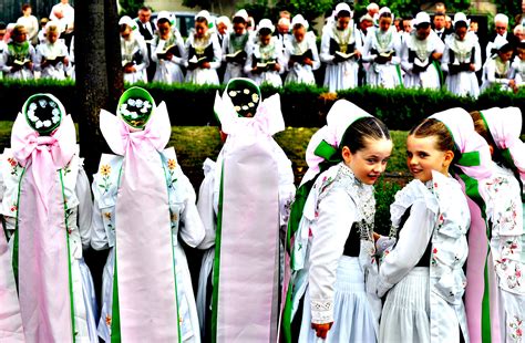 Sorbian Community Celebrates Corpus Christi