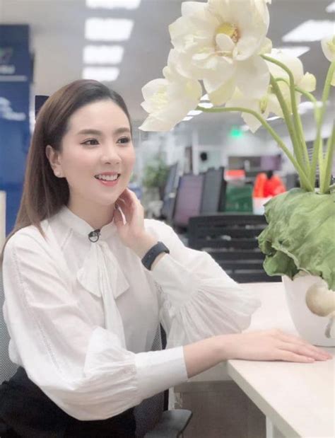Lần Hiếm Hoi Mc Mai Ngọc đăng ảnh Diện áo Tắm Lộ Gò Bồng đảo Căng đầy Hút Mắt Khiến Fan Trầm Trồ