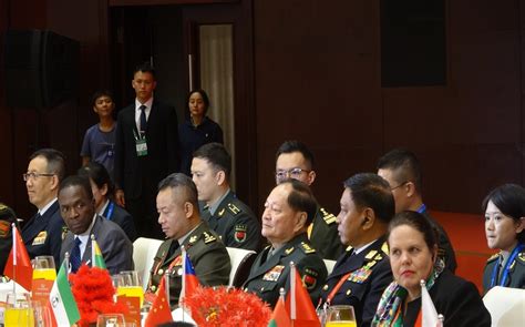 ဗိုလ်ချုပ်ကြီး တင်အောင်စန်း ဦးဆောင်သည့် ကိုယ်စားလှယ်အဖွဲ့ တရုတ်ပြည်သူ့သမ္မတနိုင်ငံ ပေကျင်းမြို့