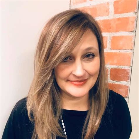 Amanda Evanss Instagram Twitter And Facebook On Idcrawl