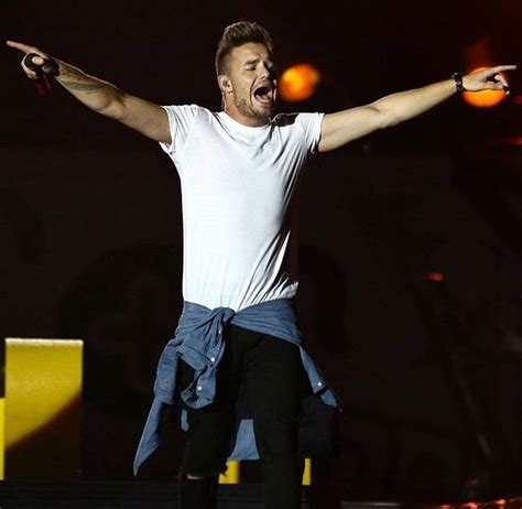 Pin By Esmeralda M On Lima Bean Liam Payne East Rutherford Liam James