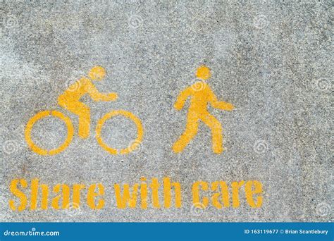 Shared Use Path Sign On Concrete Path Stock Image Image Of Cycleway Road 163119677