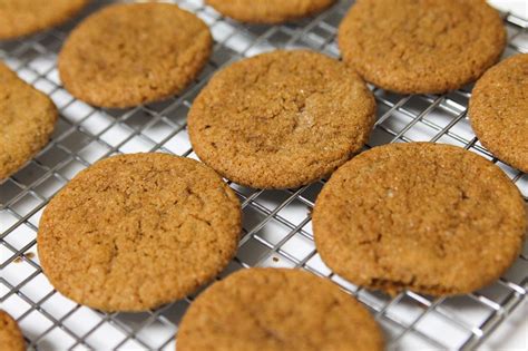 Old Fashioned Ginger Snap Cookies