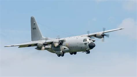 Belgian C-130 Makes an Emergency Landing at the Wrocław Airport in ...