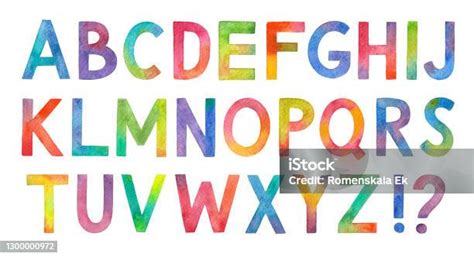 다채로운 수채화 알파벳 글꼴 무지개 손은 흰색 배경에 고립 된 문자 그림을 그립니다 컴퓨터 글자에 대한 스톡 벡터 아트 및 기타