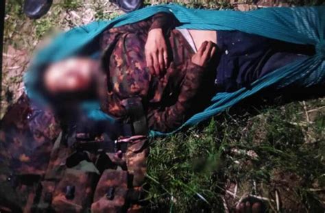 ဝက်လက်မြို့နယ်အတွင်းသို့ စစ်ကြောင်းထိုးနေသည့် စစ်တပ်ကို ကြားဖြတ် တိုက