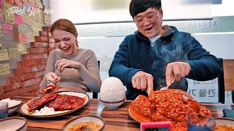 한국인 보다 매운음식 잘 먹는 외국인 클라스 feat 디진다돈까스 YouTube
