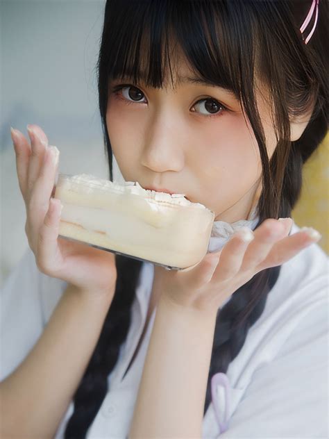 「monthly Addielyn」泳池白衬衫 泳池 Monthly 美女cos 兔兔cos网