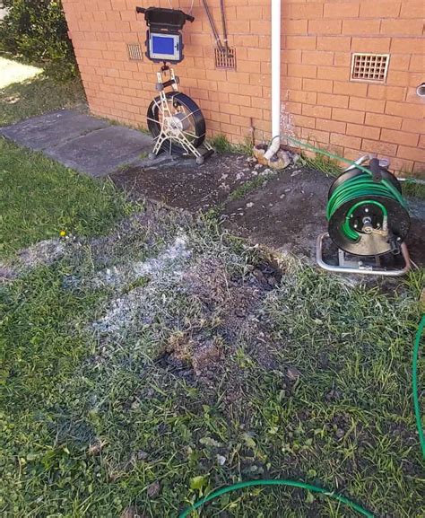 2 Key Steps To Manage Sewage Backup And Protect Your Home