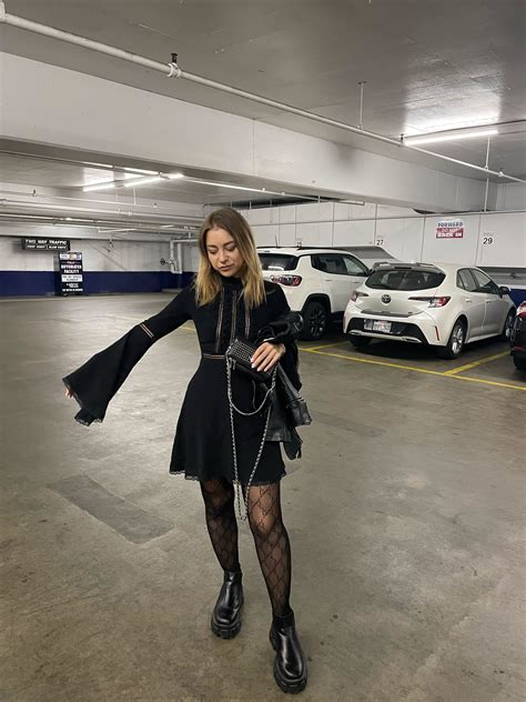 Choosing The Right Hosiery For Your Black Cocktail Dress Mari Lubimova