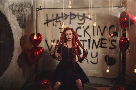 Roxy Silver Cam Model Profile Stripchat