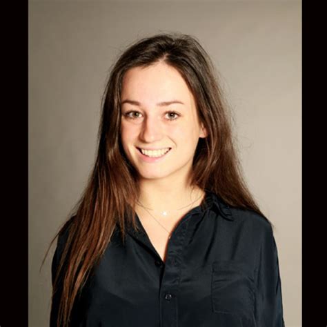 Hostess Women Isabelle Bullet Models