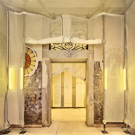 Ten Translucent Buildings With Exteriors That Allow Light To Pass Through