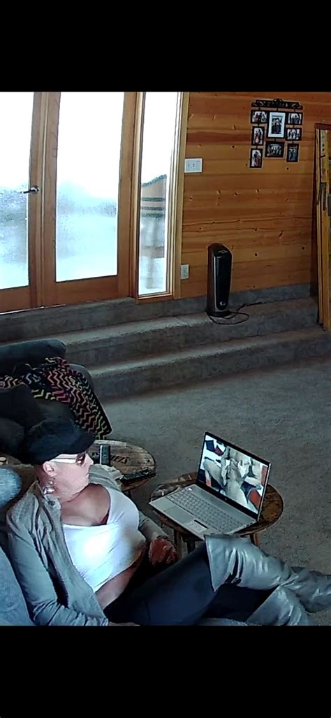 Crossdresser Couple Pics Off Ring Camera Pics XHamster