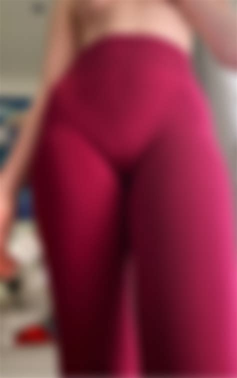 Camel Toe Rbarelycovered