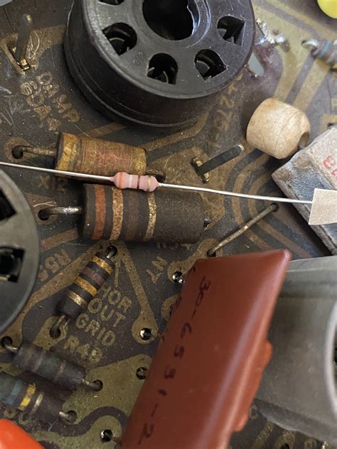 How To Select Resistor Sizes For Vintage Electronics Resistors Digikey Techforum An