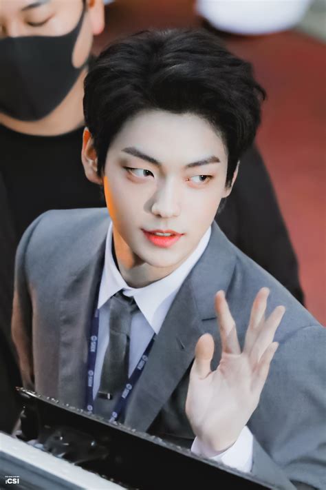 어제자 투바투 수빈 고화질 인스티즈 Instiz 연예 카테고리