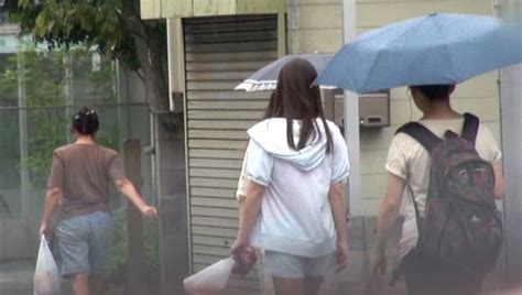 自宅や近所だからと無防備すぎるノーブラ姿で知らぬ間に男を誘惑する人妻はヤラレても拒まない！！ 191842 人気av女優観察日記 無料アダルト動画大全集