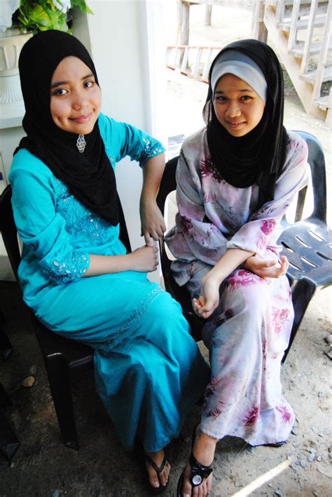 Pakai Tudung Nampak CANTIK