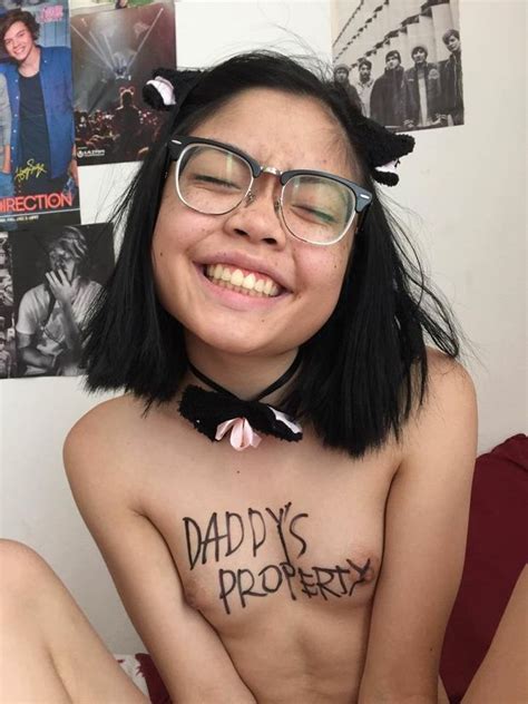 Foto De Cute Asian Glasses