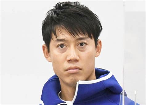 錦織圭＆元モデル妻の舞さんと挙式報告 ウエディングドレス姿の夫人と見つめ合う「胸がとても熱く」｜よろず〜ニュース