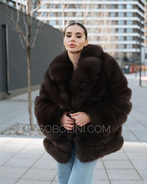 Нова колекція шуб в наявності 🤩 Дівчата пошили три розміра S M L Xl👏