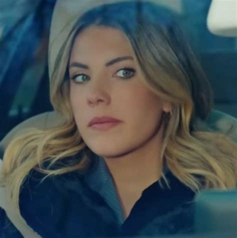 В следващият епизод на Опасно изкушение Йълдъз разбира за номера на Ендер и Хандан и решава да