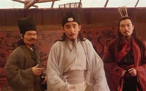 粤语搞笑喜剧穿越版三国 关云长元神出窍带着一群现代人穿越回三国 青椿一袋 青椿一袋 哔哩哔哩视频