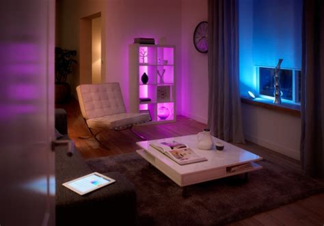 Philips Hue燈泡豐富生活光彩 FLH費米智慧家庭