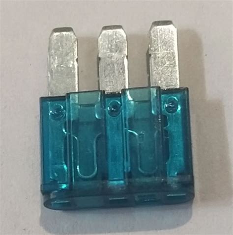 3 Blade Micro Fuse At ₹ 12 Piece Blade Fuse In New Delhi Id
