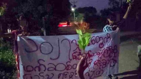 ဆားလင်းကြီးတွင် ၁၀၂၇စစ်ဆင်ရေးကို ကြိုဆို၍စစ်အာဏာရှင်ကို အလိုမရှိကြောင်း ဆန္ဒပြ Khit Thit Media