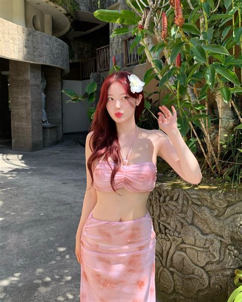 구사자 김정아 🇰🇷 해외 나오기 전엔 꼭 도유쌤 만나고 옴 ️ 항상 예뿌게 콜리레드 해주셔서 감사해유 가져온 수영복이랑 찰떡 우붓 발리여행 켄란리조트