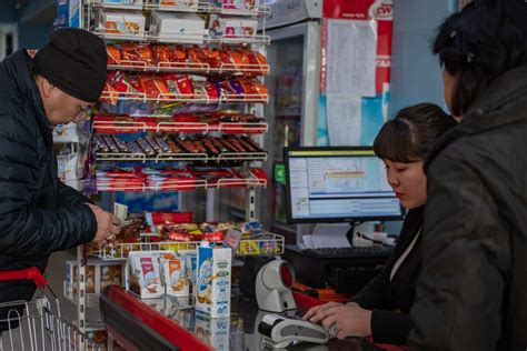 АХБ наас Монгол Улсад 100 сая ам долларын яаралтай тусламж үзүүлэхээр шийдвэрлэв Asian