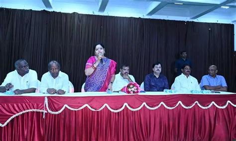 Botcha Jhansi Appreciates Services Of Doctors