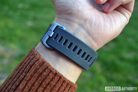 Fitbit Ionic Review Ionic Recalled Due To Overheating Issues