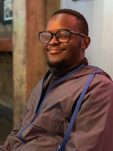 Tinashe Muchabaiwa Medium