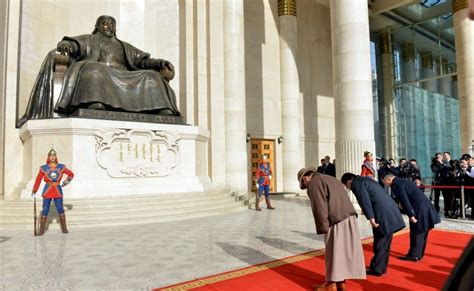 Чингис хааны мэндэлсэн өдөр ирэх сарын 19 нд тохионо