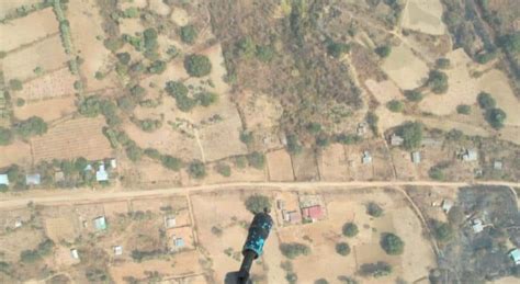 ပေါက်တွင် ဒေသခံများ၏ ရေစည်လှည်းများကိုလု၍ ရေသယ်သည့် စစ်ကောင်စီ တပ်သားမ