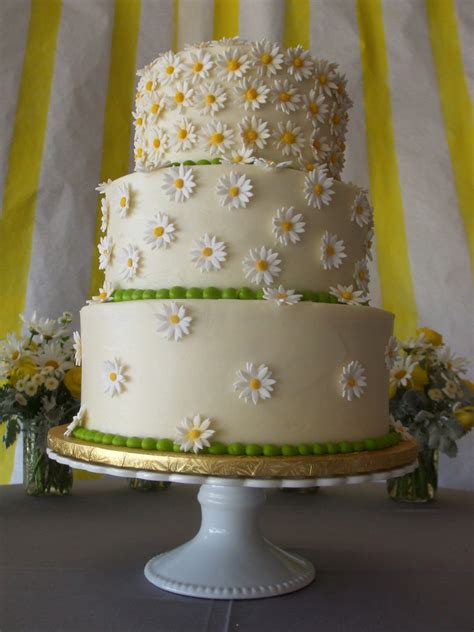 Daisy Cake