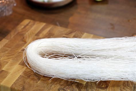 쌀국수로 만드는 간단하지만 맛있는 쌀국수 샐러드