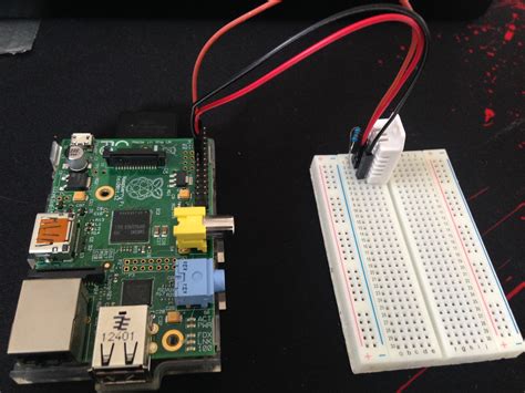 raspberrypi temperature and humidity monitor mad penguin