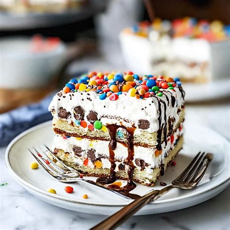 Delicious Ice Cream Sandwich Cake Recipe